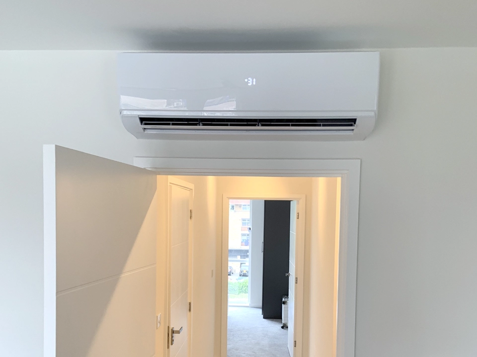 Internal Air Conditioning Maintenance